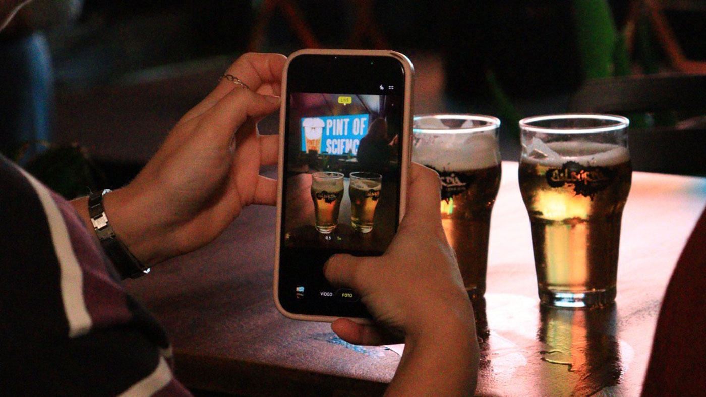 Cerveja e ciência: Pint of Science 2026 reúne 54 mil pessoas em 218 ...
